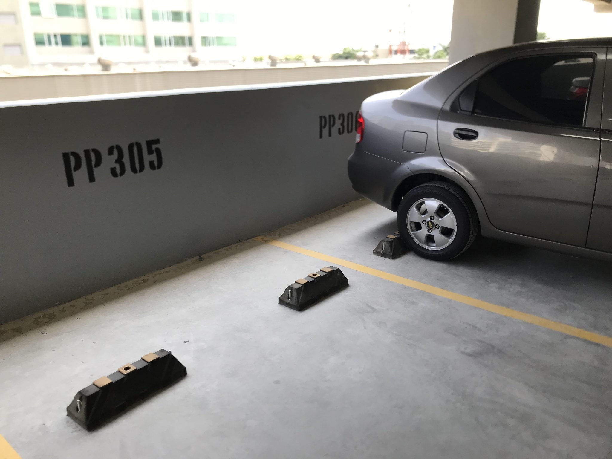 Topes para parqueo - Distriflex